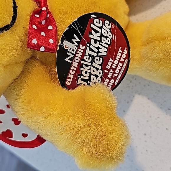 Dan Dee | Other | Vintage 9s Dan Dee Tickle Tickle Wiggle Wiggle Smiley ...